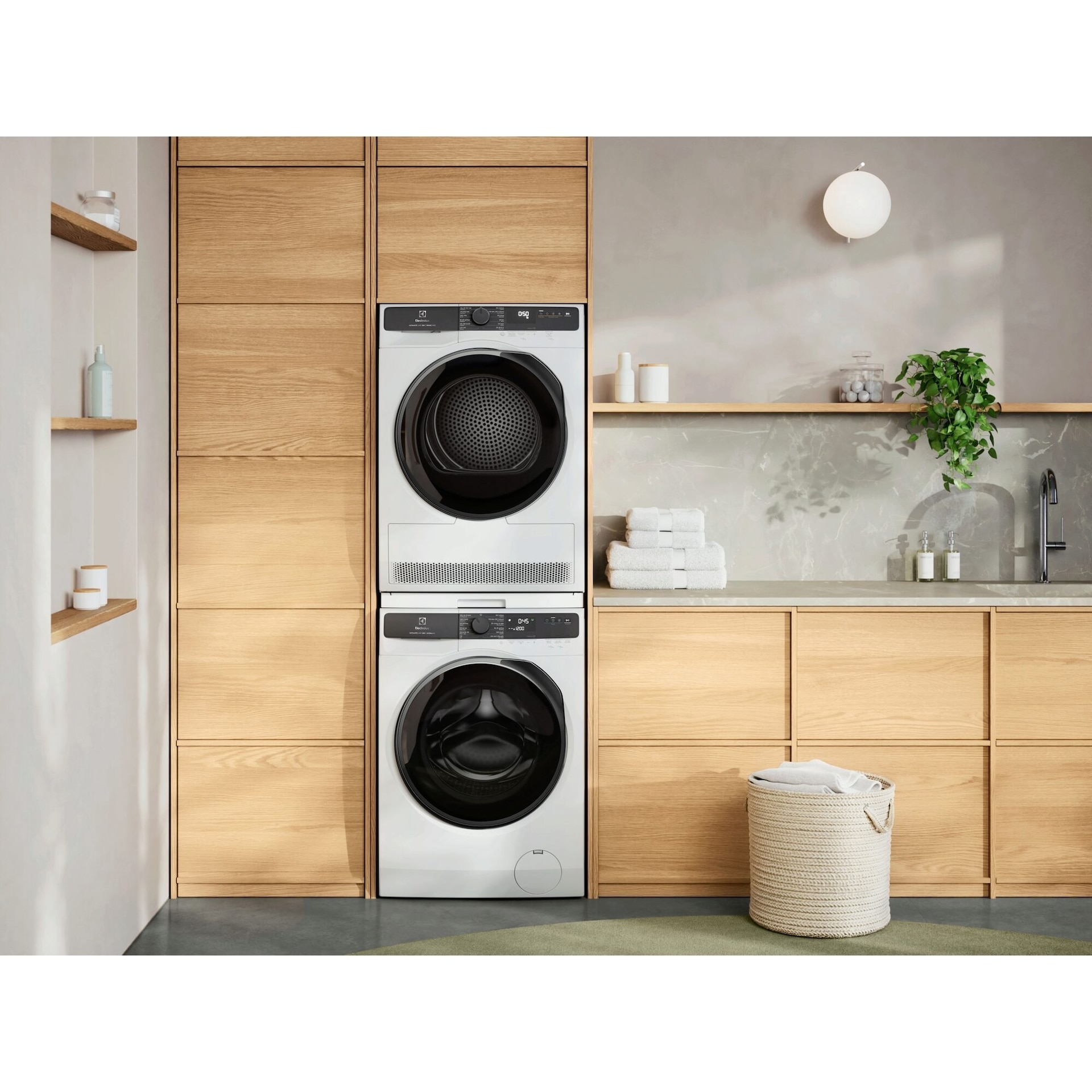 8kg UltimateCare 500 heat pump dryer - EDH803J5WC | Electrolux Malaysia