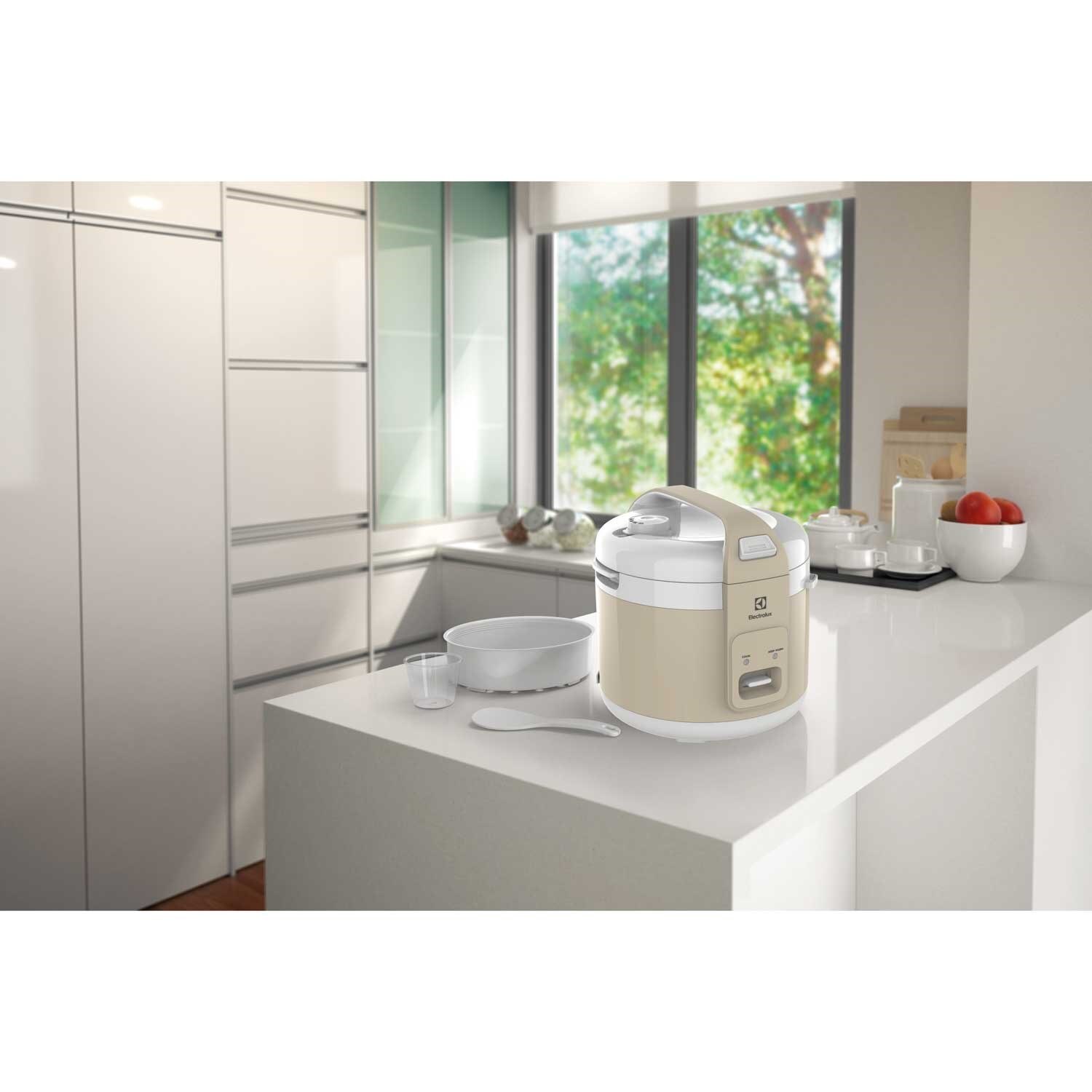 1.8L Create 4 rice cooker - E4RC1-350B | Electrolux Malaysia